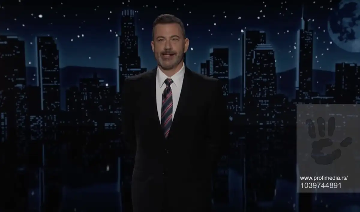 Emotivni povratak Džimija Kimela na ABC: Naš lider slavi što Amerikanci ...